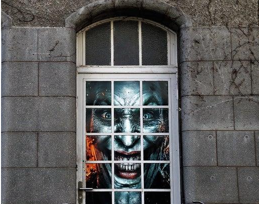 DIY HALLOWEEN WINDOW AND LAWN HD PROJECTION DISPLAYS